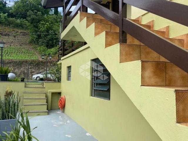 Casa semi mobilada a venda no bairro Simonaggio