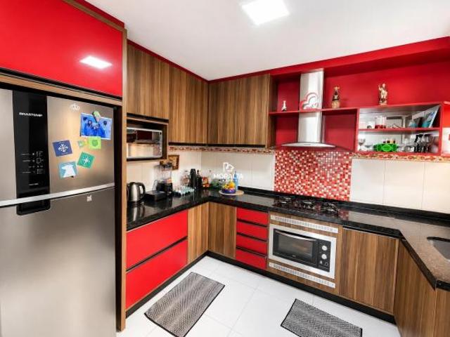 Casa Semi Mobiliada com Ático e Terraço no Bairro Aviação São José dos Pinhais
