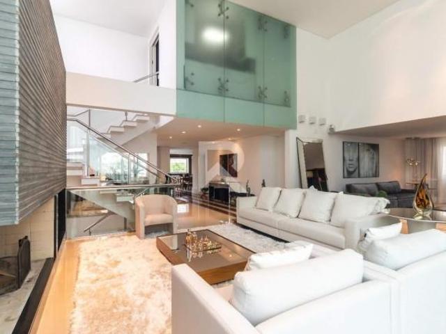 Casa Semi Mobiliada em Cond Clube com 4 Suítes, 476 m² para venda – Campo Comprido – Curitiba/PR
