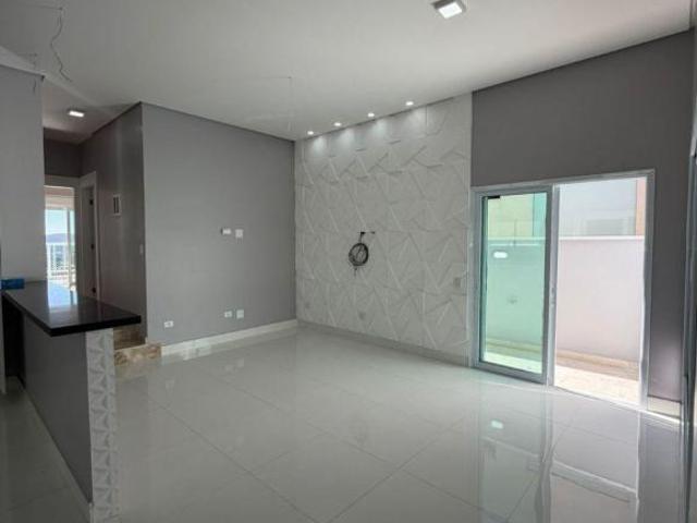 Casa Semi Térrea com Piscina à Venda no Condomínio New Ville – 3 Dormitórios
