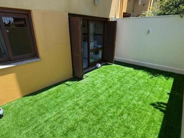 Casa Semimobiliada 3 dorm em Condomínio Fechado no Jardim Planalto