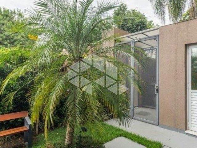 Casa semimobiliada 3dorm. 2 vagas Chacara das Pedras