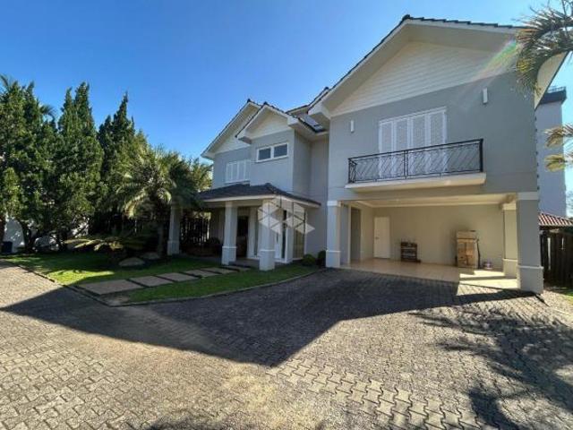 Casa semimobiliada com 3 dormitórios/suítes no Condomínio Jardim Mauá, no Higienópolis!