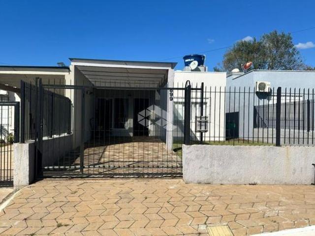 Casa semimobiliada à venda com 3 dormitórios no bairro Centenário, em Lajeado