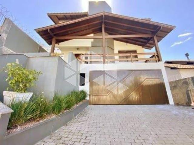 Casa semimobiliada à venda no bairro Vinhedos, Caxias d Sul