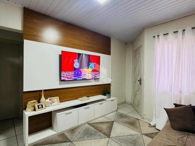 Casa semimobiliada de 2 dormitórios no Bairro Santo Antônio!