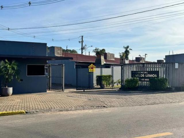 CASA SEMIMOBILIADA EM CONDOMÍNIO FECHADO — SEGURANÇA E CONFORTO PARA SUA FAMÍLIA!