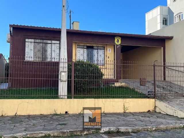 Casa semimobiliada no Sagrado Coração de Jesus