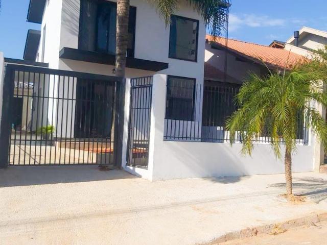 Casa semimobiliada para aluguel em Novo Hamburgo 164m²