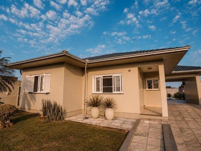 Casa Semimobiliada + placa solar com Piscina com Anexo no Altos do Cantegril em Montenegro, RS!