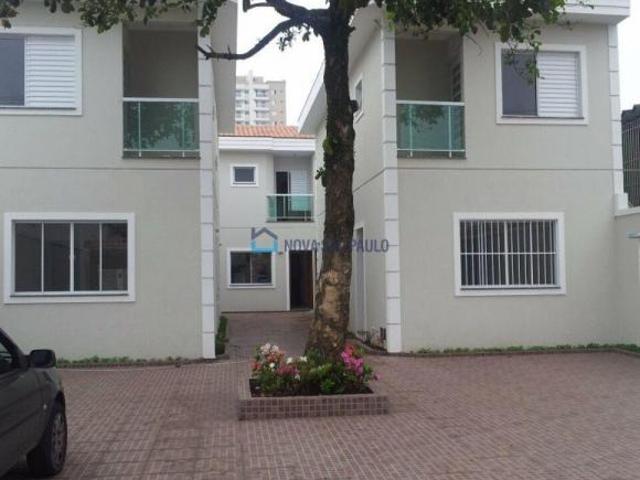 Casa seminova em Condomínio, 2 suítes, 2 vagas! Vila das Mercês! 15min de ônibus 4 opções de Metrô