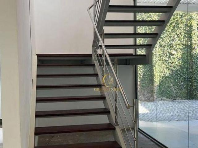 Casa Sensacional com 4 Suítes à venda, 380 m² por R$ 4.800.000 Condomínio Reserva do Paratehy Sã