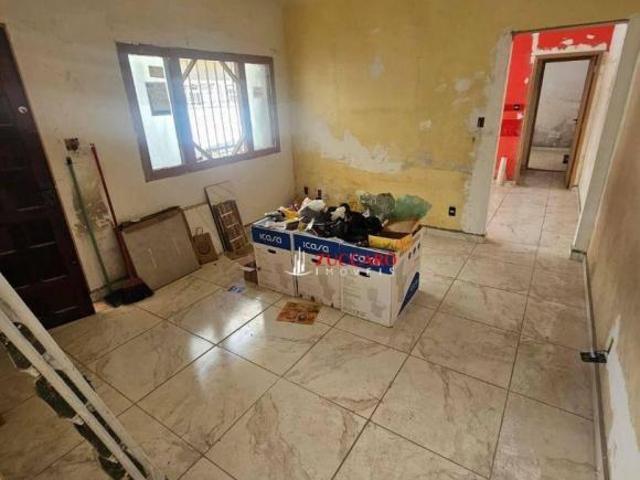 Casa sera entregue pintada e reformada, todas janelas novas de alumínio com 3 dormitórios à venda, 1