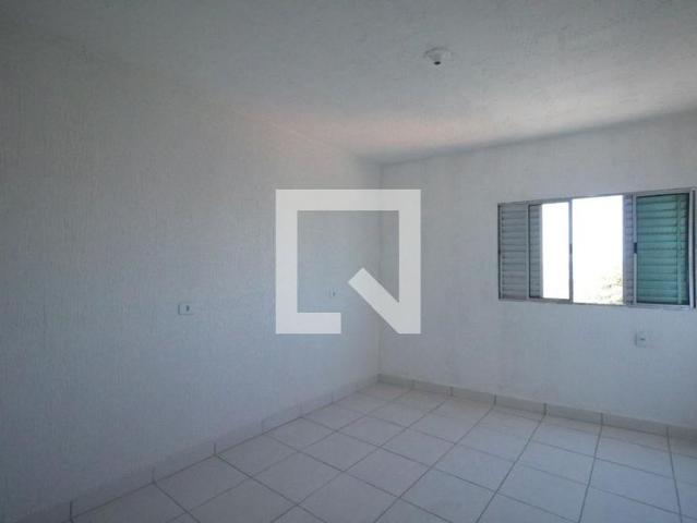 Casa, Serraria, 1 Quarto, 20 m2 Diadema