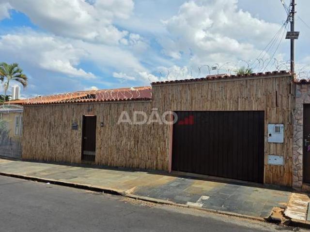 Casa Setor Marechal Rodon Casa de Rua com 3 Quarto s por R$ 1230000.00 no setor Setor Marechal Rond