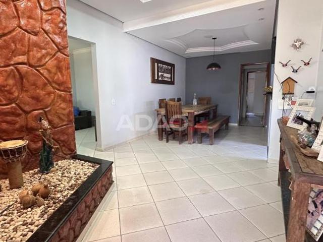 Casa Setor Garavelo Casa de Rua com 4 Quarto s por R$ 515000.00 no setor Garavelo Residencial Park