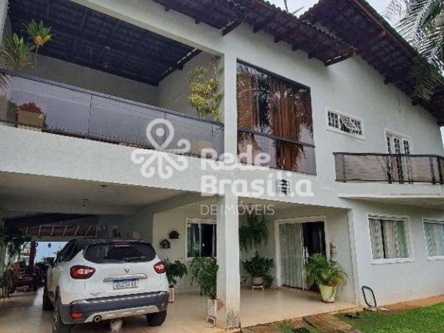 Casa / Setor Habitacional Tororó Jardim Botânico