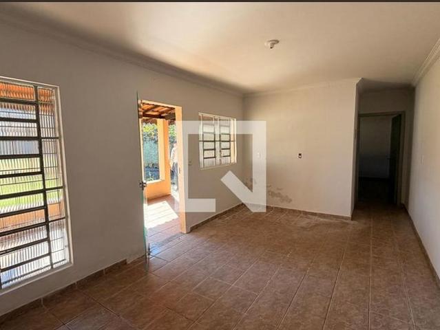 Casa, Setor Pedro Ludovico, 2 Quartos, 430 m2 Goiânia
