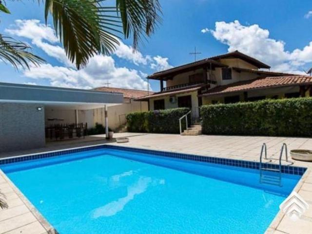 CASA SHIS QI 21 LAGO SUL ÁREA NOBRE SUÍTE GARAGEM ESCRITÓRIO PISCINA SAUNA FINANCIAMENTO JARDIM DCE