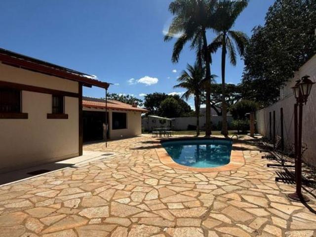 CASA SHIS QI 29 COM 5 QUARTOS