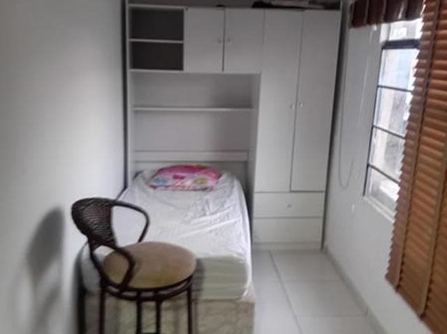 casa simples para trabalhadores ou estudantes