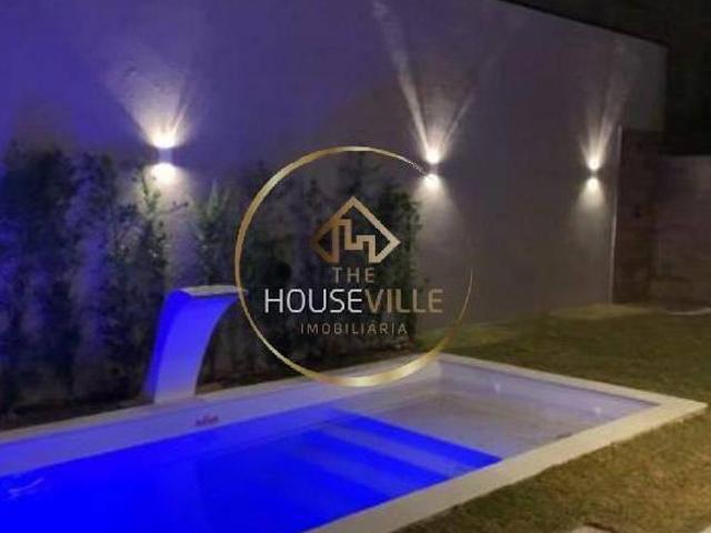 Casa Sobrado, 3 Dormitórios 1 suíte, 250m², Condomínio Mantiqueira, Sjc
