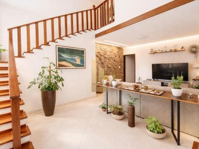 Casa Sobrado 3 dormitórios 224 m² Residencial Vista Linda
