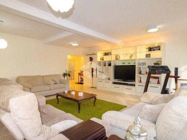 Casa sobrado 3 dormitórios com 4 vagas. no bairro Jardim Itú / Planalto