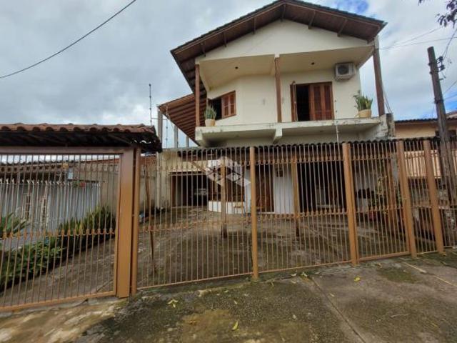 Casa/ sobrado, 3 dormitórios sendo uma suíte, Bairro santa Tereza, São Leopoldo