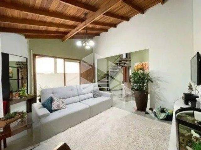 Casa Sobrado 3 quartos no Bairro Igara Canoas