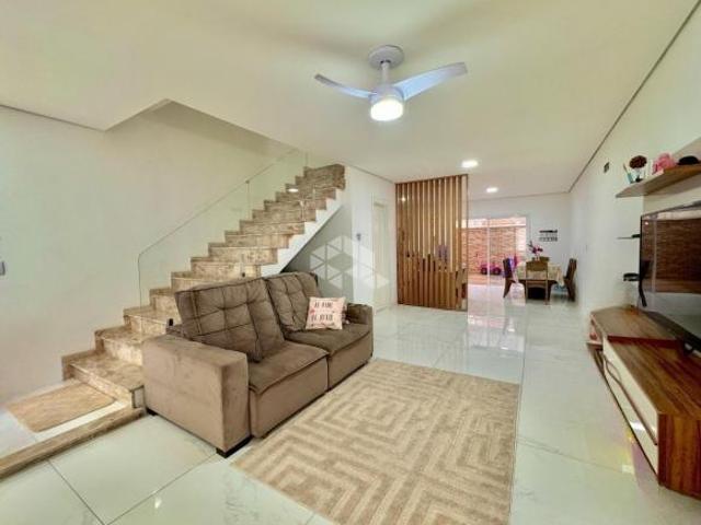 Casa sobrado 3 quartos, 3 banheiros Igara por R$ 620.000,00