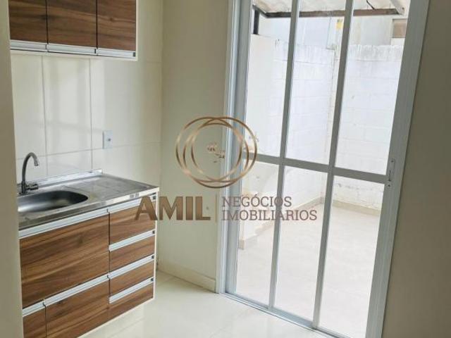 Casa Sobrado, 2 Quartos 1 suíte, 56m², Condomínio Villágio Santa Inês, Jardim Santa Inês, São Jose