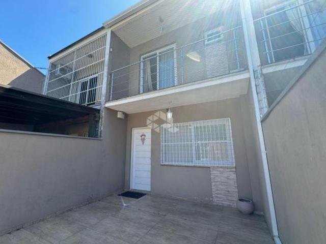 Casa sobrado 2 suítes e 2 vagas Bairro Nossa Senhora das Graças Canoas
