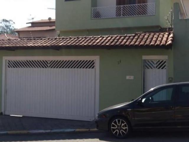 Casa Sobrado 310m2 em Condomínio Fechado, 3 Dormitórios, 1 Suíte, 1 Escritório, 5 Banheiros, 4 Vagas