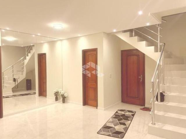 Casa Sobrado 4 dormitórios, 2 suítes e 5 vagas no Jardim Guapira