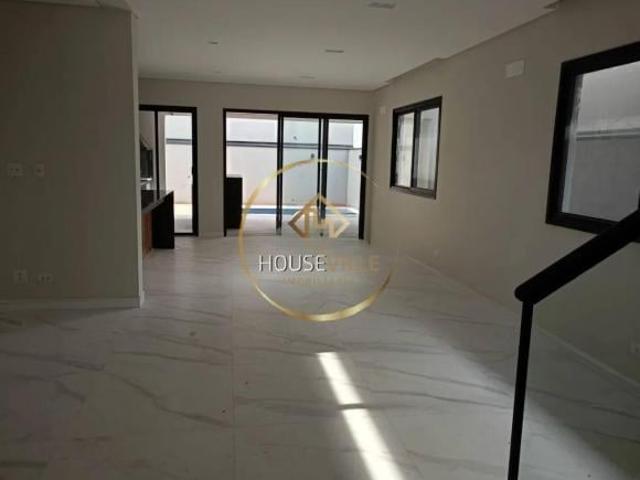 Casa Sobrado, 4 Dormitórios 3 suítes, Altos da Serra VI, Urbanova, Sjc