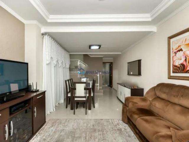 Casa sobrado 4 dormitórios com 4 vagas no Jardim Prudência | 181m², pronto para morar
