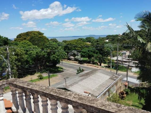 Casa Sobrado 4 quartos no bairro Espirito Santo, em Porto Alegre