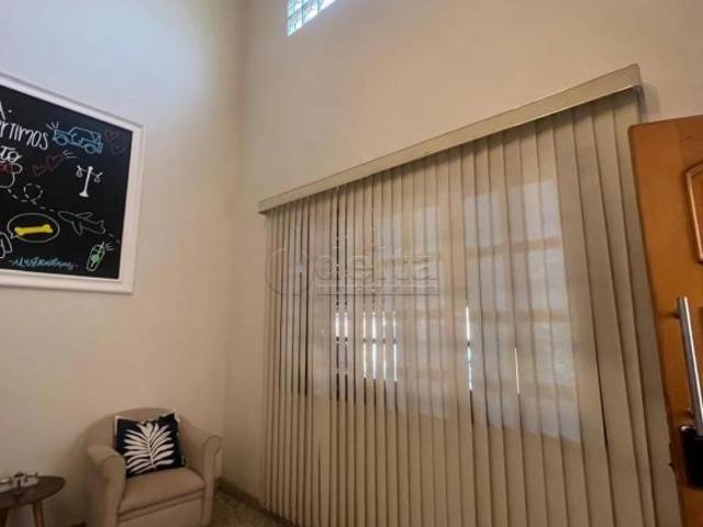 Casa sobrado 4 quartos disponível para venda no bairro Jardim Patrícia em Uberlândia MG