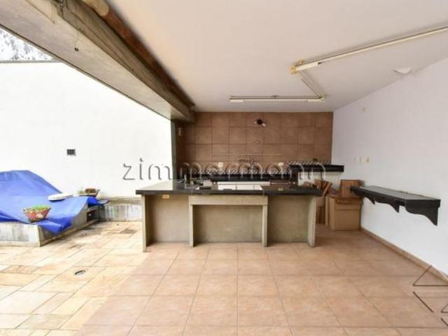 CASA SOBRADO 5 DORMITÓRIOS MOEMA