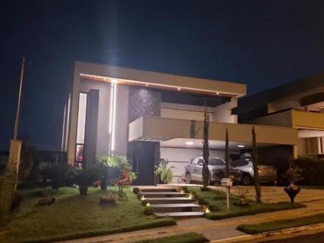 Casa Sobrado 5 Quartos para Venda no Condomínio do Lago Goiânia