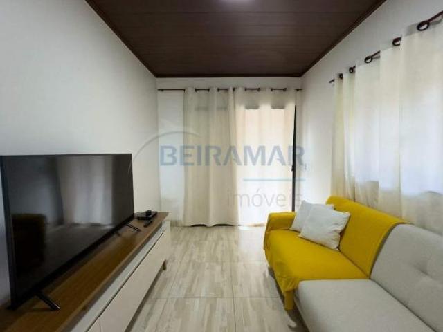 Casa Sobrado 5 Quartos, 1 Suíte, Cozinha Planejada, 4 Vagas de Garagem à Venda na Rua 19 Vicente P