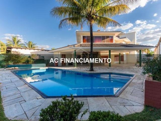 CASA SOBRADO 5 SUÍTES COM LAZER ACEITA FINANCIAMENTO VEREDA DA CRUZ ARNIQUEIRA