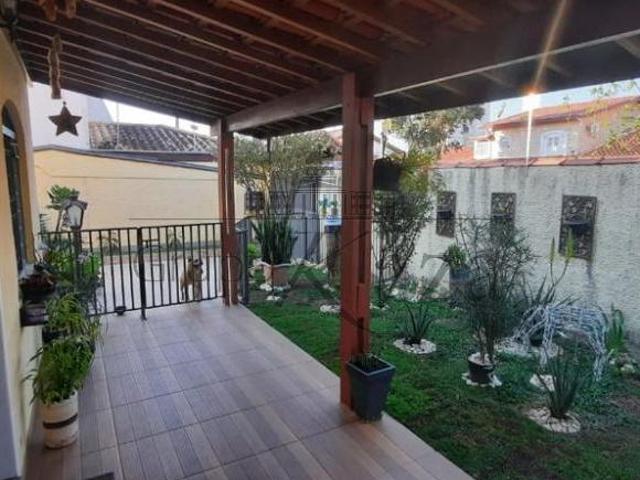Casa Sobrado com Edícula Jardim Satélite 4 Dormitórios 324m²