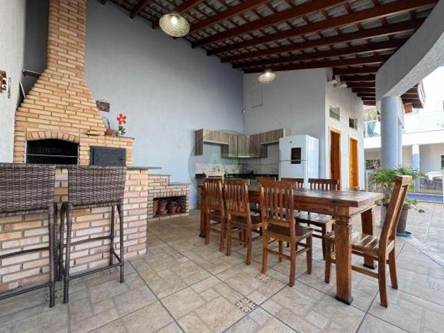 Casa Sobrado com Piscina Aquecida c/ 3 Dormitórios em SBO