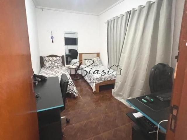 Casa Sobrado com salão Parque Industrial 03 Dormitórios sendo 01 Suíte 300m² São José dos Camp