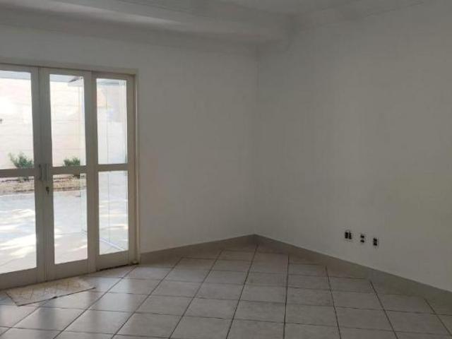CASA SOBRADO COM 03 QUARTOS NO CONDOMINIO RESIDENCIAL VERDANA MEDEIROS JUNDIAI/SP REF: 24044