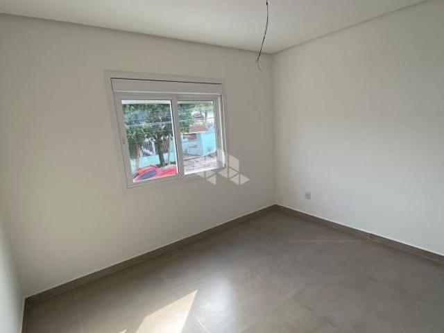 Casa Sobrado com 2 quartos em Novo Hamburgo/RS, bairro Canudos, Oportunidade