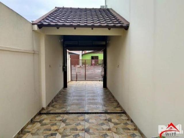 Casa sobrado com 3 dormitorios sendo 1 suite