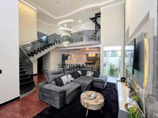 Casa sobrado com 4 suítes á venda, Condomínio Golden Park Alpha
